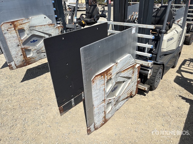 Cascade Carton Clamp | Ritchie Bros. Auctioneers