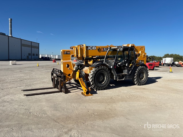 JCB 51056 Telehandlers transport quote to Cooks Creek, MB. VeriTread ...