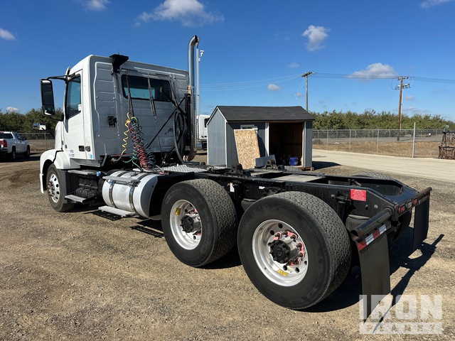 2016 Volvo VNL 6x4 T/A Day Cab Truck Tractor in Ceres, California ...