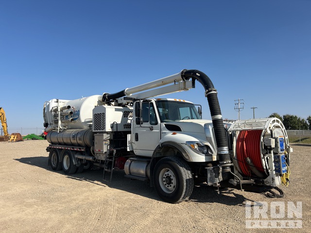 Vactor 2100 plus on 2012 International 7500 6x4 Vacuum Excavator Truck ...