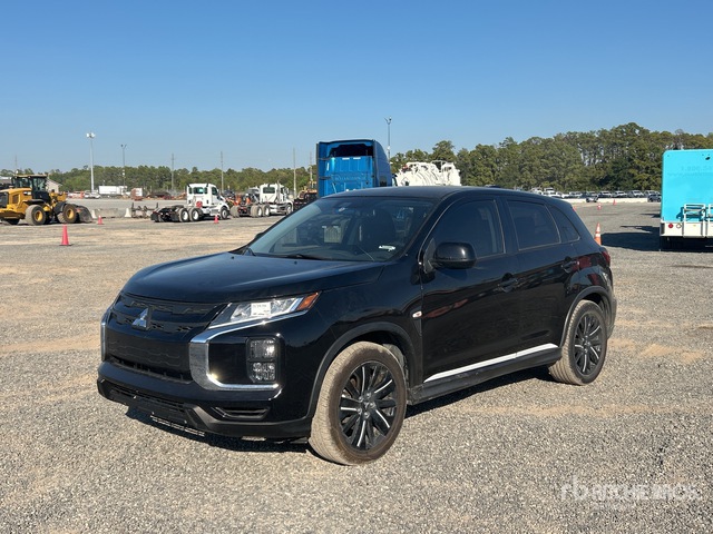 2022 Mitsubishi Outlander 2WD SUV | Ritchie Bros. Auctioneers