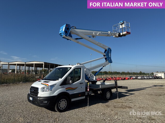2021 Socage 20D 20 m on 2021 Ford Transit Bucket Truck | Ritchie Bros ...
