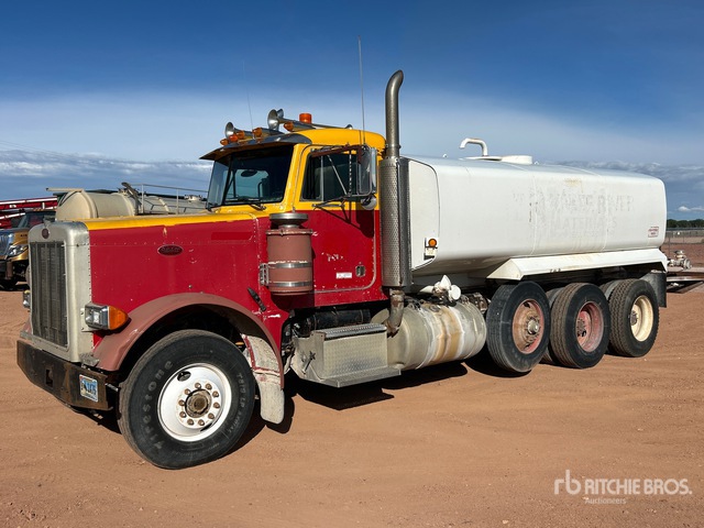 1992 Peterbilt 379 4100 gal 8x4 Water Truck | Ritchie Bros. Auctioneers