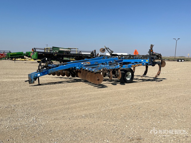 Ecolo Tiger 730B 18 ft Tandem Ripper de disco | Ritchie Bros. Auctioneers