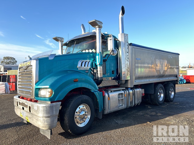 2015 Mack CLXT Super-Liner 6x2 Tipper Truck in Drury, Auckland, New ...