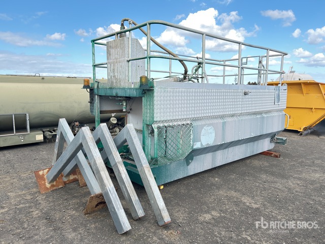 10000 L Skid Mounted Tank | Ritchie Bros. Auctioneers