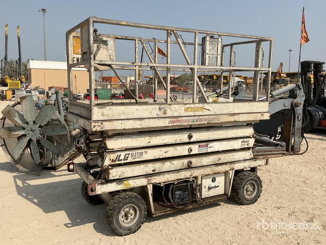 JLG 25E-42 Electric Scissor Lift | Ritchie Bros. Auctioneers