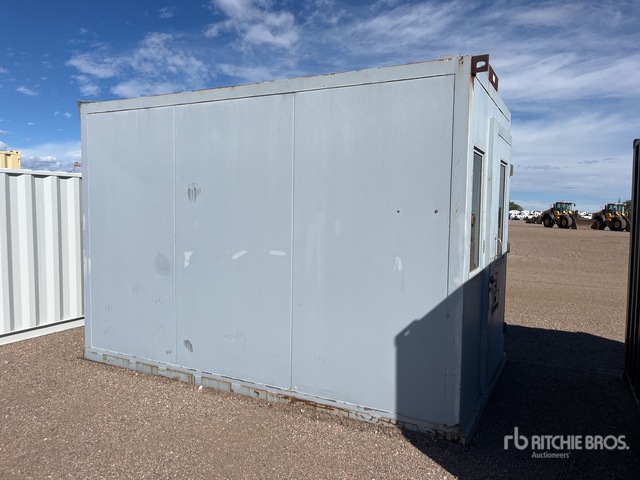 7 ft x 12 ft Secure Shelter/Storage/Detention Cell Edificio de ...