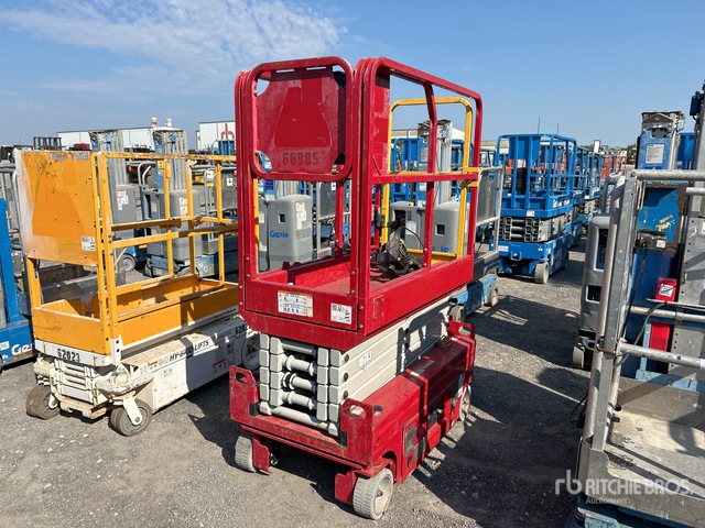 MEC MICRO 19 Electric Scissor Lift | Ritchie Bros. Auctioneers
