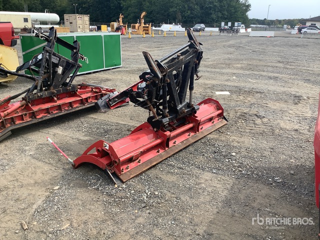 Western Wideout 7 ft 4 in Snow Plow - Fits Truck | Ritchie Bros ...