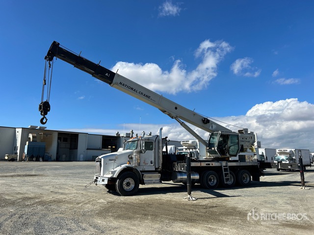 National NBT50 50 ton Straight Boom on 2012 Kenworth T-800 8x6 Camión ...