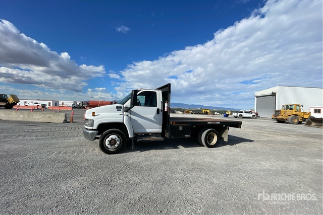 2005 Chevrolet 4500 4x2 Flatbed Truck | Ritchie Bros. Auctioneers