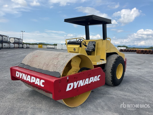 1998 Dynapac CA252D Rodillo / Smooth Drum Compactor | Ritchie Bros ...