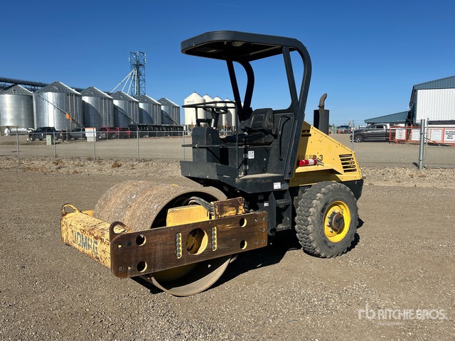 2007 Bomag BW145 D-3 Smooth Drum Compactor | Ritchie Bros. Auctioneers