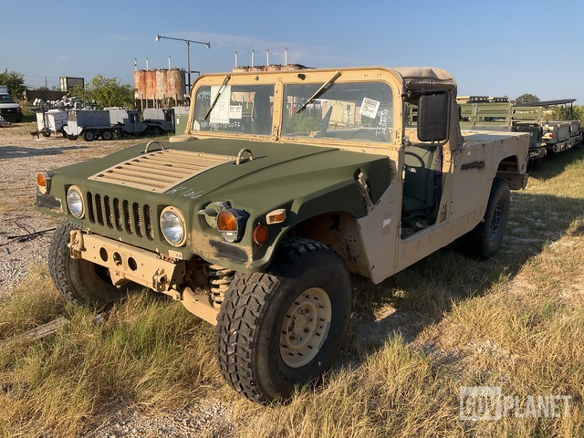 Surplus 2006 AM General M1097R1 HMMWV 2 Door Soft Top w/Truck Body in ...