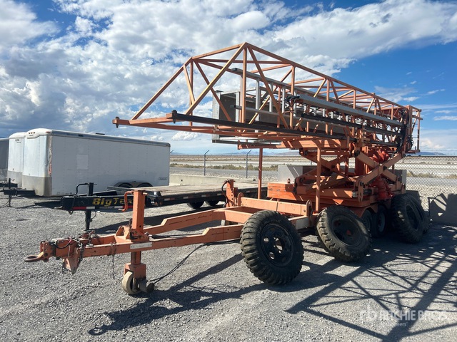 2001 Hydra Platform HP-32 Bridge Work Platform | Ritchie Bros. Auctioneers