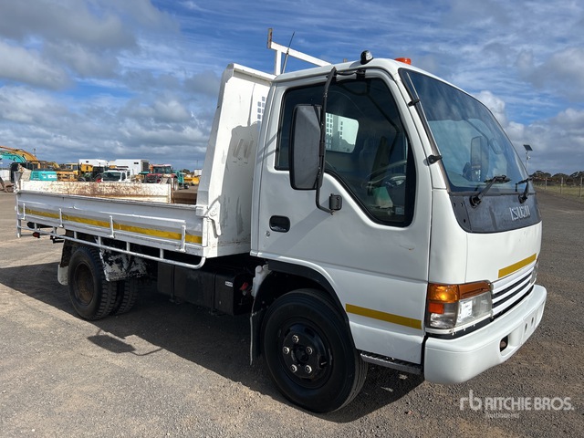 2002 Isuzu NPR 200 4x2 S/A Dump Truck | Ritchie Bros. Auctioneers