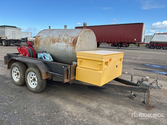 Custom Built Bogie/A Fuel Trailer | Ritchie Bros. Auctioneers