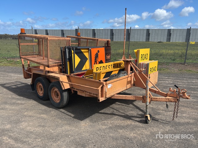 Custom Built 3 m Bogie/A Traffic Control Utility Trailer | Ritchie Bros ...