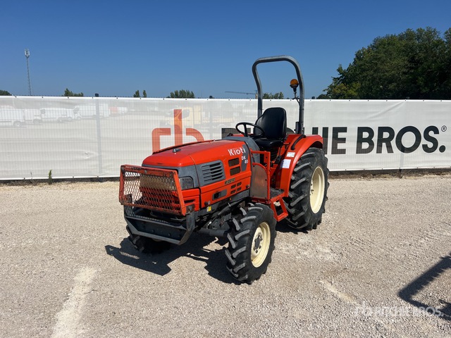 Kioti DK40 4WD Tracteur Utilitaire Utility Tractor | Ritchie Bros ...