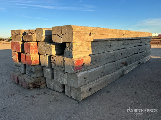 Quantity of (10) 4 ft x 20 ft Digging Mats | Ritchie Bros. Auctioneers