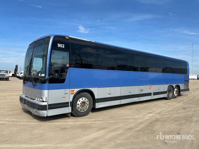 2006 Prevost H3-45 6x2 55-Seat Coach | Ritchie Bros. Auctioneers