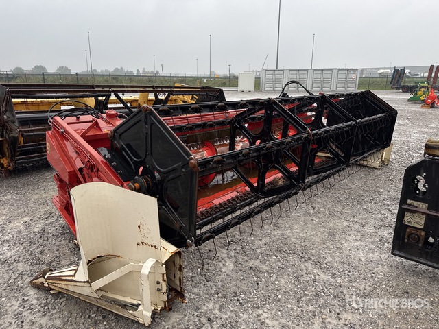 Cressoni 4.4 m Combine Header | Ritchie Bros. Auctioneers