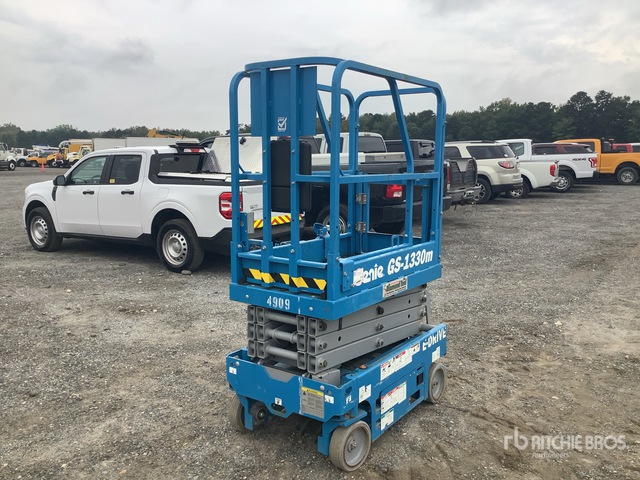 2020 Genie GS-1330m Electric Scissor Lift | Ritchie Bros. Auctioneers
