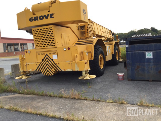 Surplus Grove RT875 Rough Terrain Crane in Mechanicsburg, Pennsylvania ...