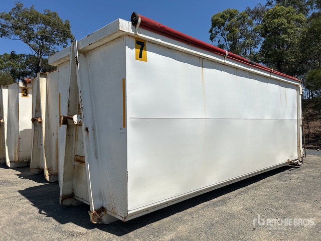 40 m3 Hook-Lift Waste Container | Ritchie Bros. Auctioneers