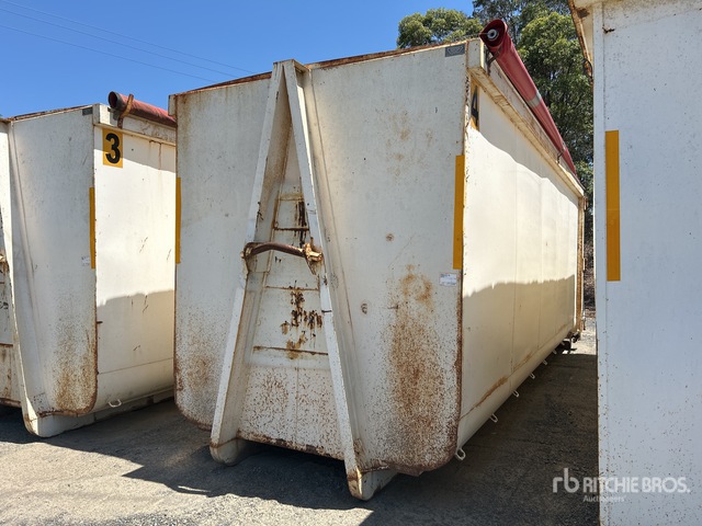 40 m3 Hook-Lift Waste Container | Ritchie Bros. Auctioneers