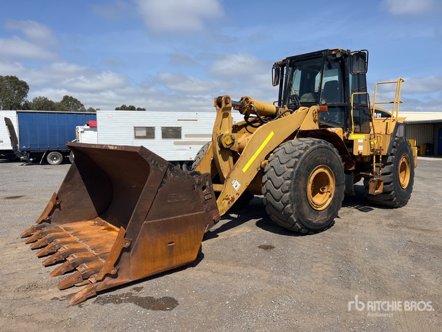 Cat 972G Wheel Loader | Ritchie Bros. Auctioneers