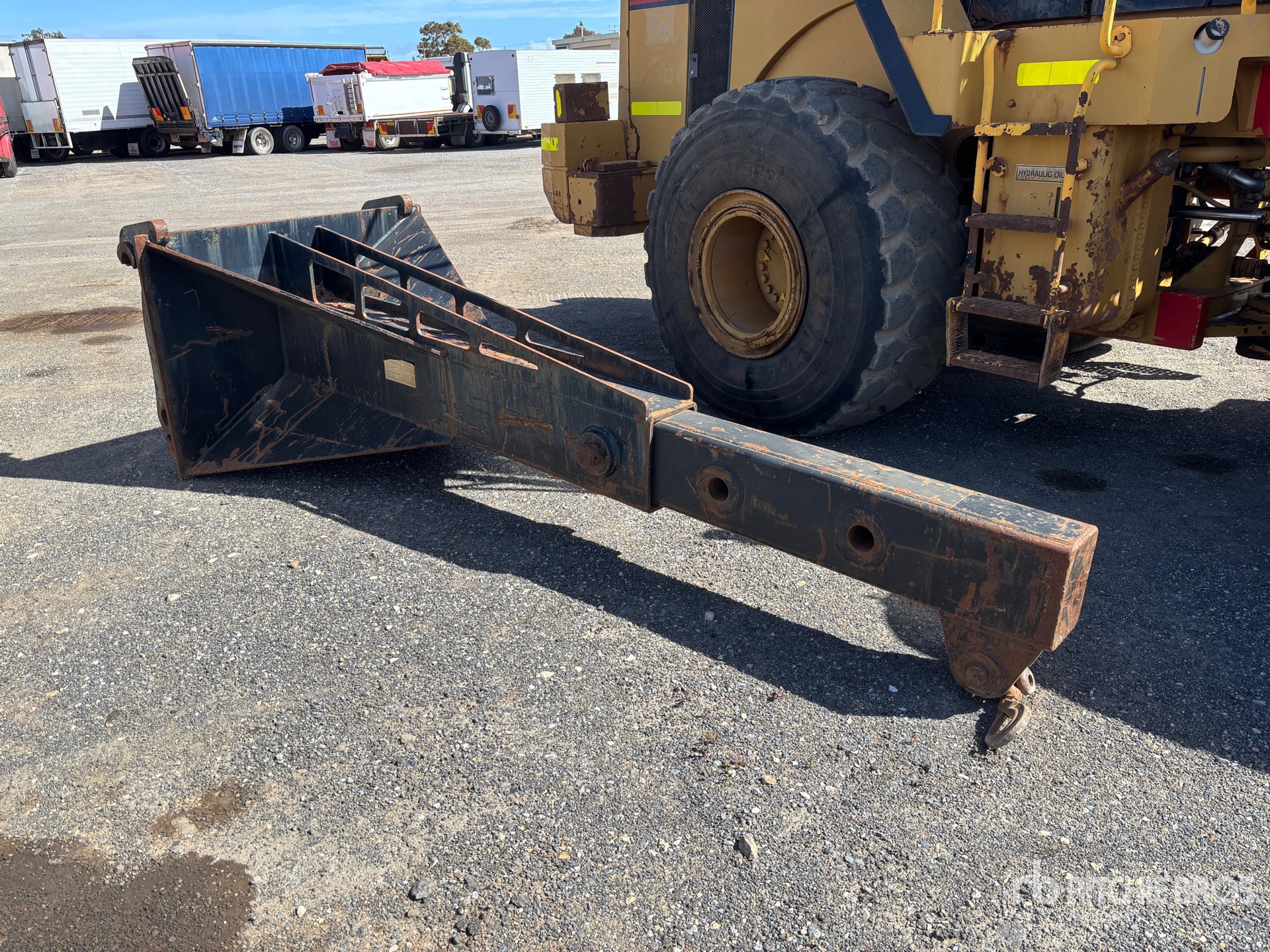 Raedlinger LG Wheel Loader Jib | Ritchie Bros. Auctioneers