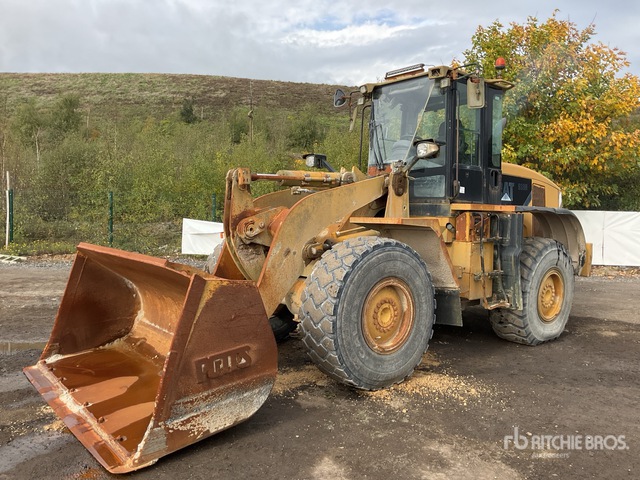 2010 Cat 938H Wheel Loader | Ritchie Bros. Auctioneers