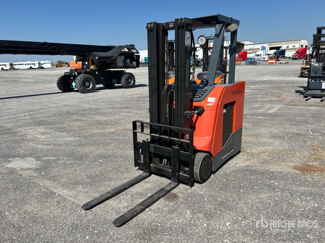2021 Toyota 8BNCU18 3500 lb Electric Forklift | Ritchie Bros. Auctioneers