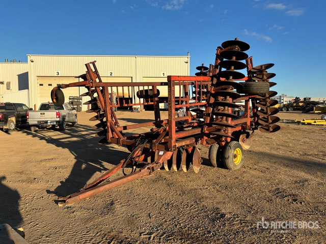Sunflower 20 ft Offset Disc | Ritchie Bros. Auctioneers