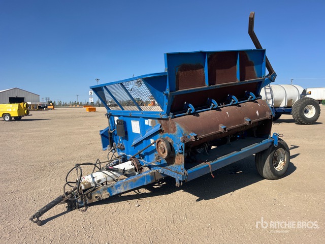 Brandt 2650 6 ft 6 in Tow-Behind Bale Processor | Ritchie Bros. Auctioneers