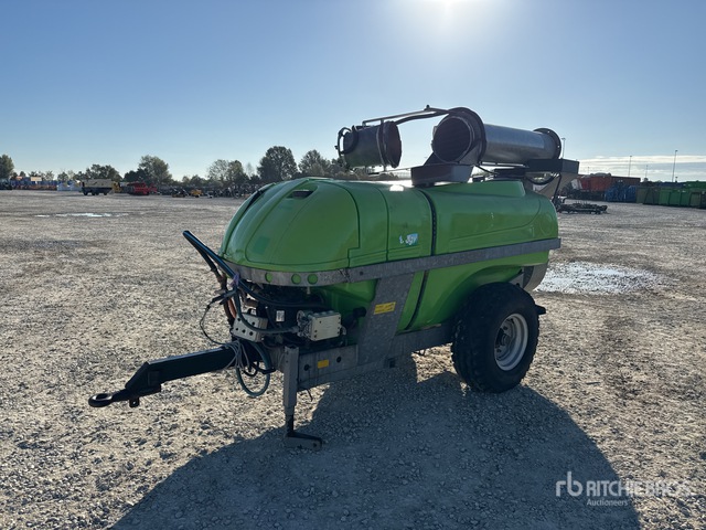 Tifone S/A Pull-Type Sprayer | Ritchie Bros. Auctioneers