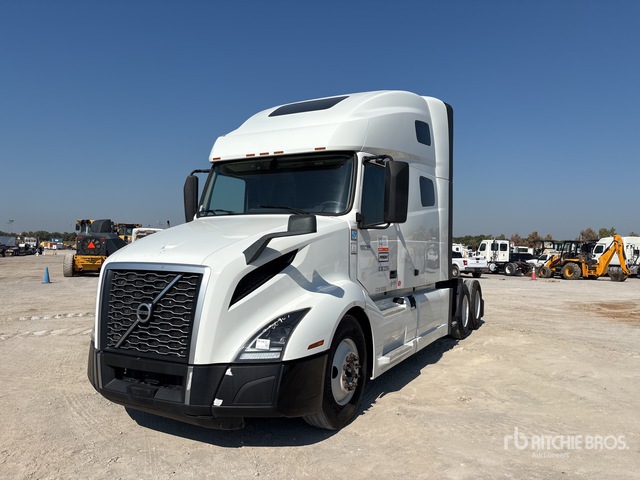 2022 Volvo VNL760 6x4 T/A Sleeper Truck Tractor | Ritchie Bros. Auctioneers