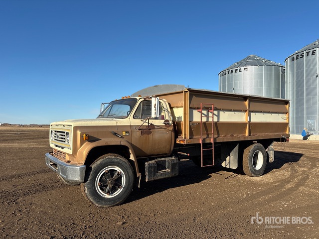 1977 Chevrolet C70 4x2 Grain Truck | Ritchie Bros. Auctioneers