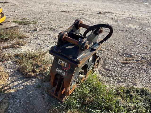 2022 Cat CVP 16 12 in Vibratory Plate Compactor Attachment | Ritchie ...