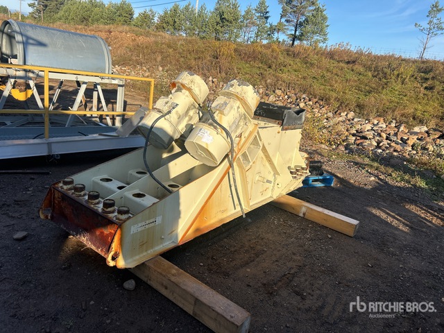 Nordberg Metso Metso TKF8-32-2V Vibrating Grizzly Feeder | Ritchie Bros ...