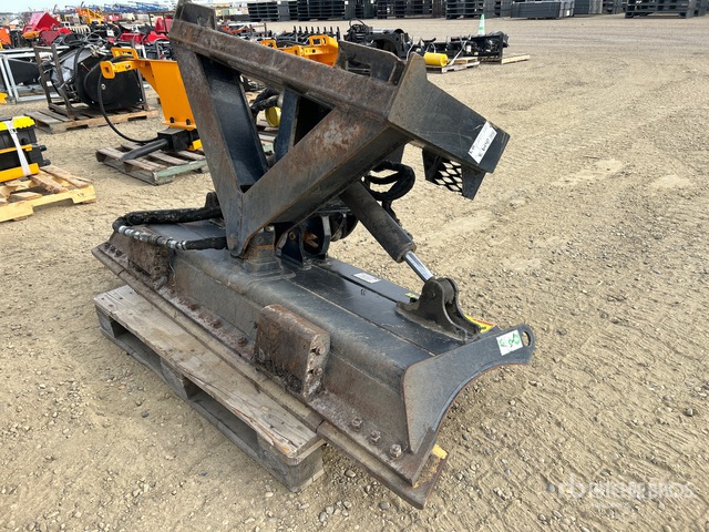 Cat 78 in Skid Steer Dozer | Ritchie Bros. Auctioneers