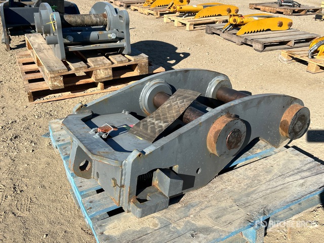 Daequip HE250 WBM 21 in Excavator Coupler - Fits R 930, R 936 | Ritchie ...