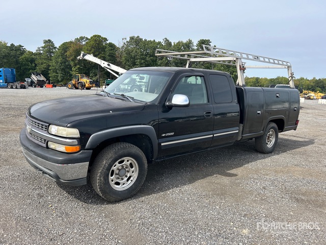 2000 Chevrolet Silverado 2500HD 4x4 Extended Cab Utility Truck ...