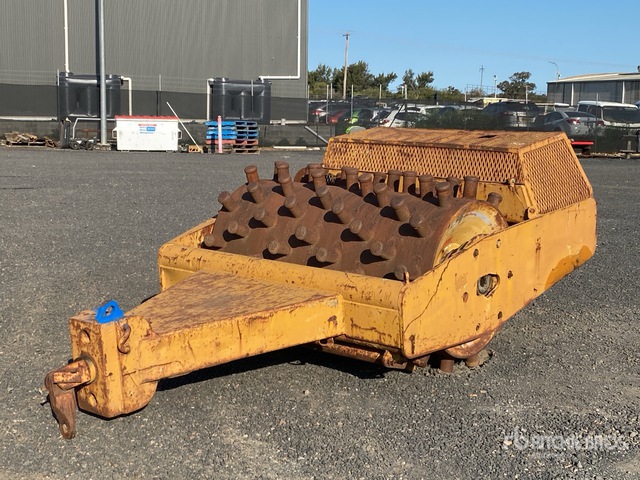 Vibroll 66T Pull Behind Compactor | Ritchie Bros. Auctioneers