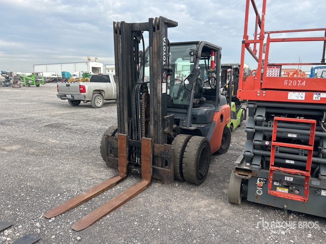 2020 Toyota 8FD35U 7050 lb Pneumatic Tire Forklift | Ritchie Bros ...