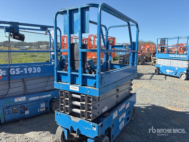 2017 Genie GS1930 Electric Scissor Lift | Ritchie Bros. Auctioneers