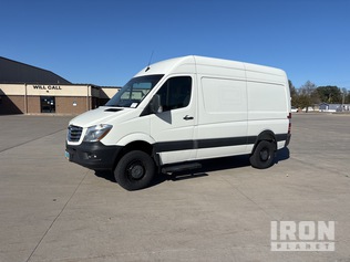 2018 Freightliner 2500 Sprinter Cargo Van in Fargo, North Dakota ...