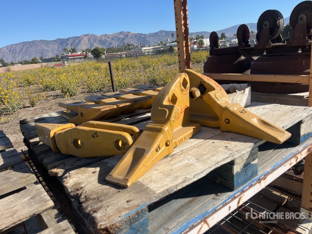 Quantity of Loader Bucket Conversion Shanks | Ritchie Bros. Auctioneers